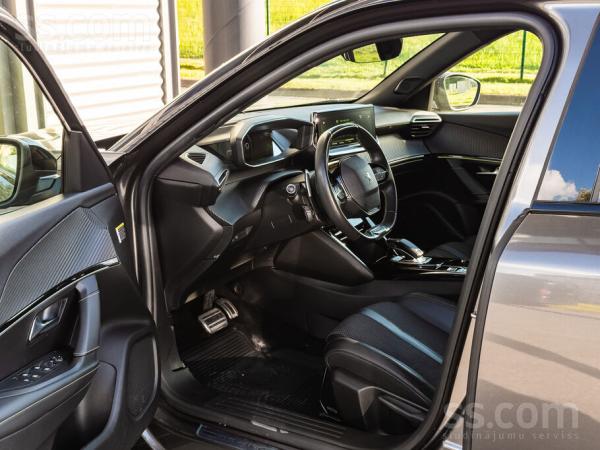 Grey Peugeot 2008 2021 in Riga, with an engine capacity of 1.50 L and mileage of 103 thousand km for 14900 €, photo 8 on AUTOMOTO.COM.LV