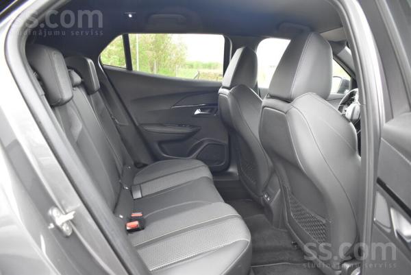 Grey Peugeot 2008 2021 in Kuldiga, with an engine capacity of 1.50 L and mileage of 0 thousand km for 15490 €, photo 6 on AUTOMOTO.COM.LV