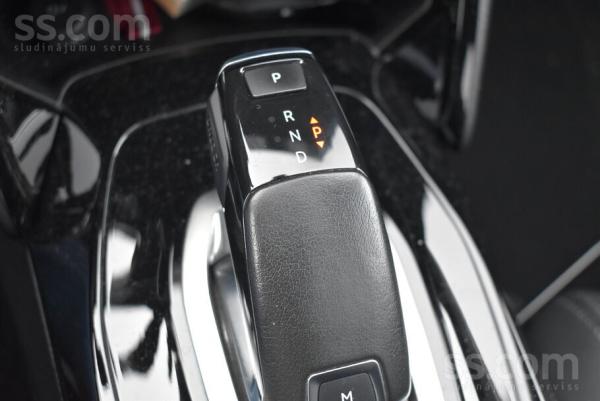 Grey Peugeot 2008 2021 in Kuldiga, with an engine capacity of 1.50 L and mileage of 0 thousand km for 15490 €, photo 7 on AUTOMOTO.COM.LV