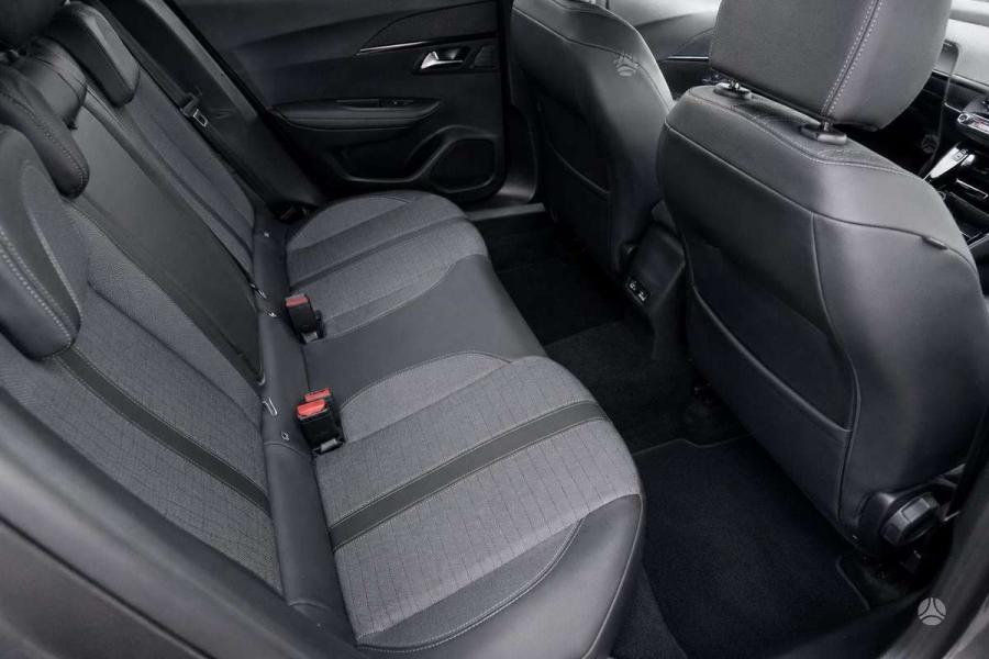 Pelēks Peugeot 2008 2021 Marijampole, ar dzinēja tilpumu 1.50 L un nobraukumu 167 tūkst. km par 15246 €, foto 19 vietnē AUTOMOTO.COM.LV