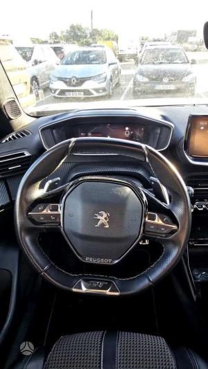 Grey Peugeot 2008 2021 in Taurage, with an engine capacity of 1.50 L and mileage of 178 thousand km for 13915 €, photo 7 on AUTOMOTO.COM.LV