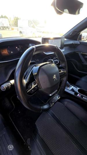 Grey Peugeot 2008 2021 in Taurage, with an engine capacity of 1.50 L and mileage of 178 thousand km for 13915 €, photo 9 on AUTOMOTO.COM.LV