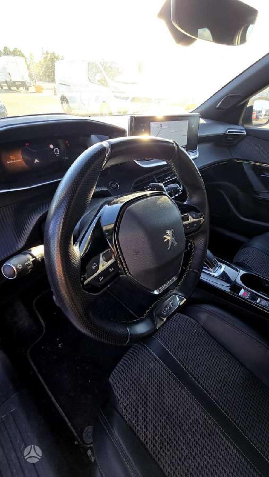 Grey Peugeot 2008 2021 in Taurage, with an engine capacity of 1.50 L and mileage of 178 thousand km for 13915 €, photo 9 on AUTOMOTO.COM.LV