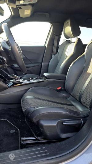 Grey Peugeot 2008 2021 in Taurage, with an engine capacity of 1.50 L and mileage of 178 thousand km for 13915 €, photo 13 on AUTOMOTO.COM.LV