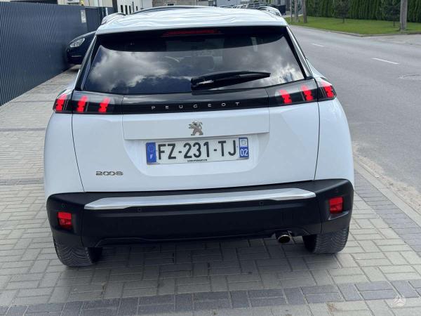 Pelēks Peugeot 2008 2021 Tauragė, ar dzinēja tilpumu 1.50 L un nobraukumu 213 tūkst. km par 7950 €, foto 5 vietnē AUTOMOTO.COM.LV
