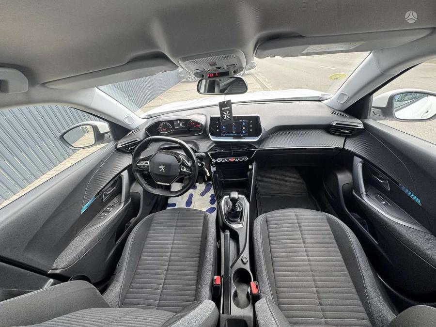 Grey Peugeot 2008 2021 in Taurage, with an engine capacity of 1.50 L and mileage of 213 thousand km for 7950 €, photo 13 on AUTOMOTO.COM.LV