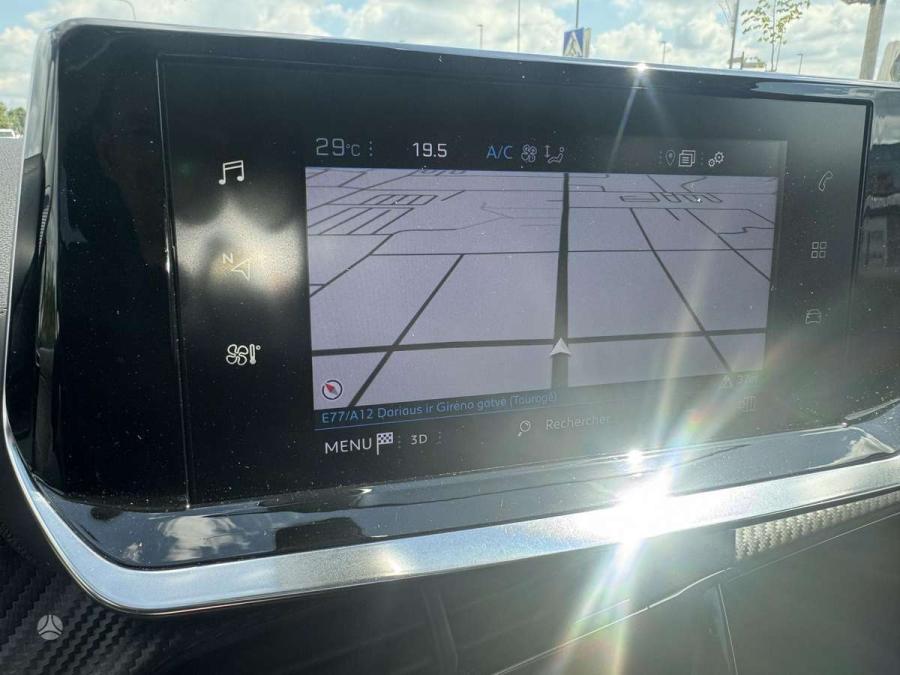 Grey Peugeot 2008 2021 in Taurage, with an engine capacity of 1.50 L and mileage of 213 thousand km for 7950 €, photo 18 on AUTOMOTO.COM.LV