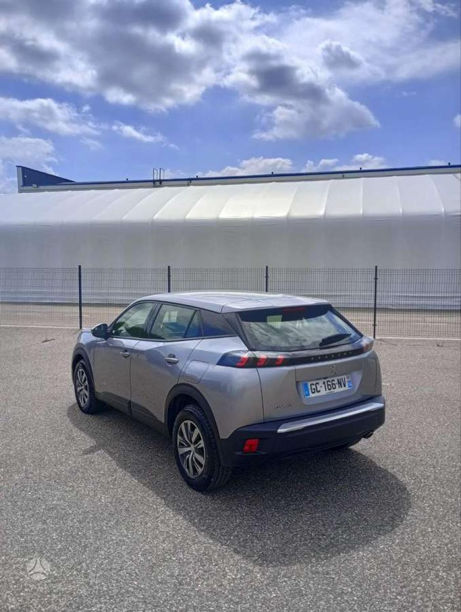 Grey Peugeot 2008 2021 in Kaunas, with an engine capacity of 1.50 L and mileage of 231 thousand km for 8550 €, photo 8 on AUTOMOTO.COM.LV