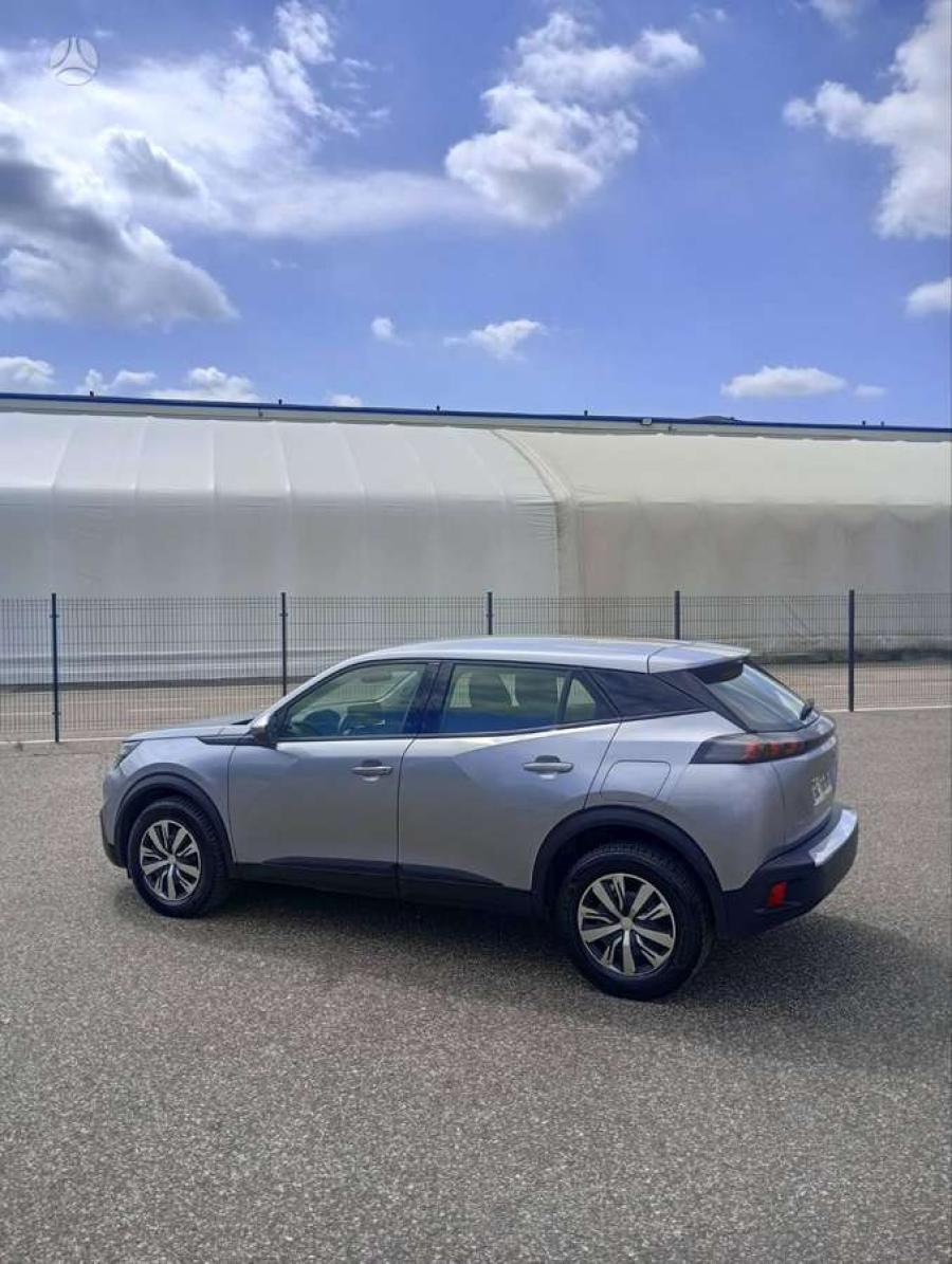 Grey Peugeot 2008 2021 in Kaunas, with an engine capacity of 1.50 L and mileage of 231 thousand km for 8550 €, photo 9 on AUTOMOTO.COM.LV