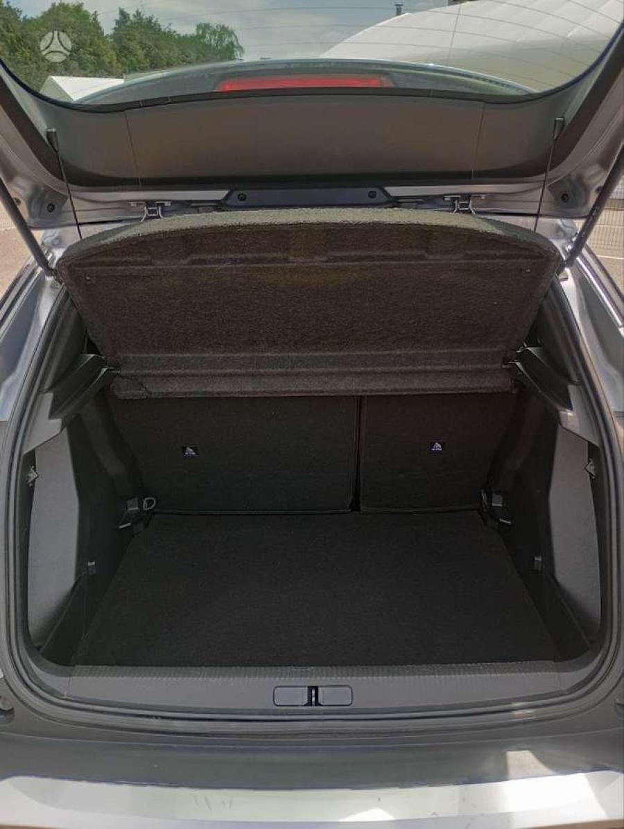 Grey Peugeot 2008 2021 in Kaunas, with an engine capacity of 1.50 L and mileage of 231 thousand km for 8550 €, photo 13 on AUTOMOTO.COM.LV