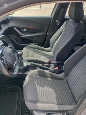 Grey Peugeot 2008 2021 in Kaunas, with an engine capacity of 1.50 L and mileage of 231 thousand km for 8550 €, photo 14 on AUTOMOTO.COM.LV