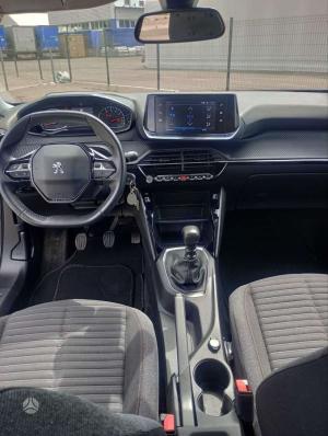 Grey Peugeot 2008 2021 in Kaunas, with an engine capacity of 1.50 L and mileage of 231 thousand km for 8550 €, photo 18 on AUTOMOTO.COM.LV