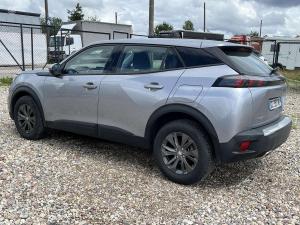 Grey Peugeot 2008 2021 in Vilnius, with an engine capacity of 1.20 L and mileage of 168 thousand km for 10951 €, photo 5 on AUTOMOTO.COM.LV