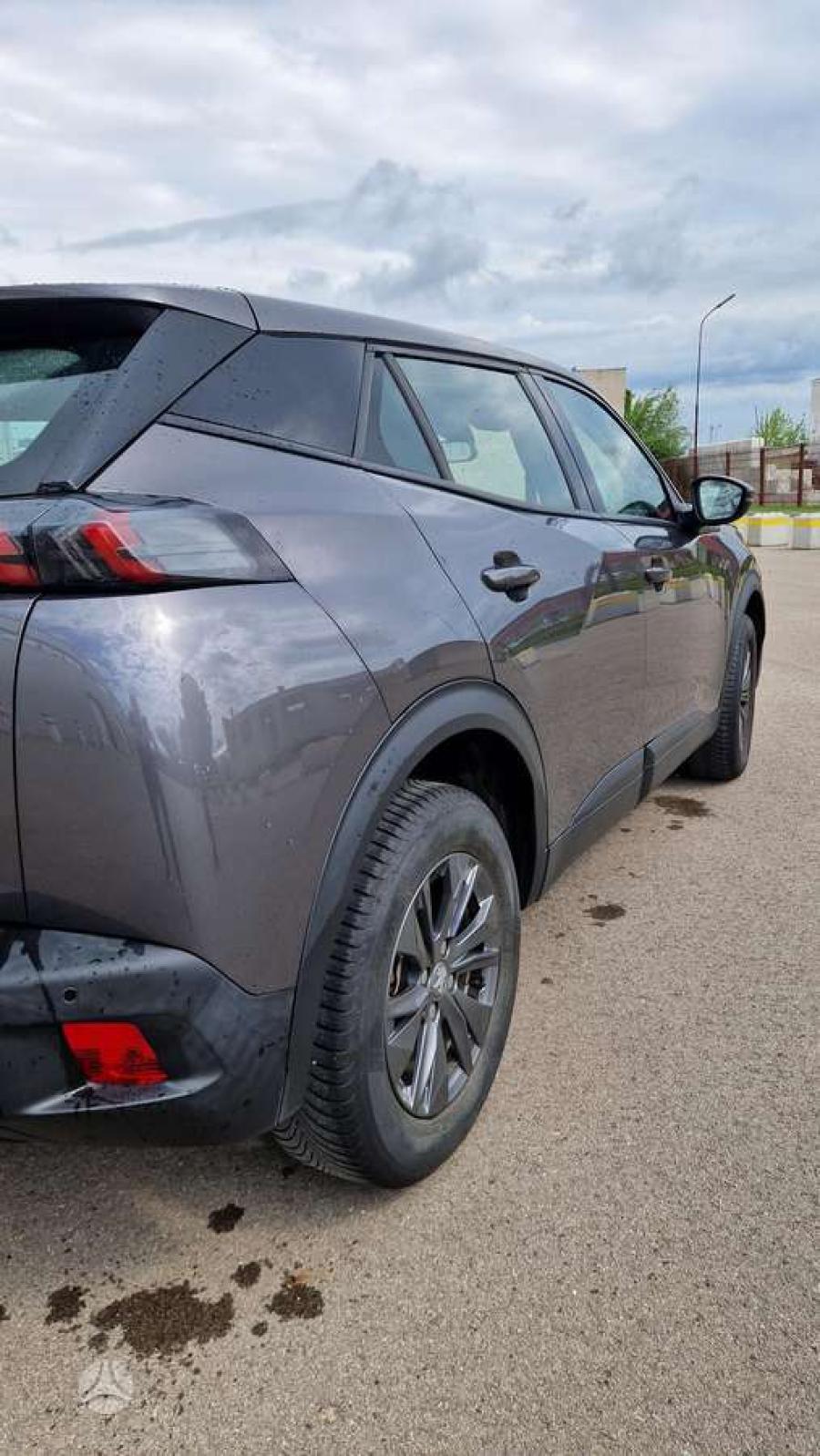 Pelēks Peugeot 2008 2021 Marijampole, ar dzinēja tilpumu 1.20 L un nobraukumu 150 tūkst. km par 11253 €, foto 5 vietnē AUTOMOTO.COM.LV