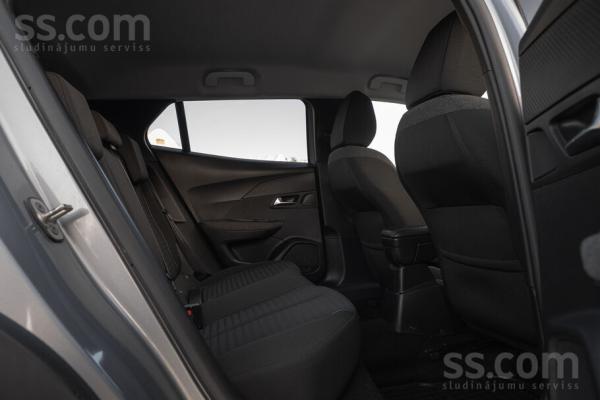 Grey Peugeot 2008 2021 in Jelgava, with an engine capacity of 1.20 L and mileage of 84 thousand km for 9990 €, photo 9 on AUTOMOTO.COM.LV