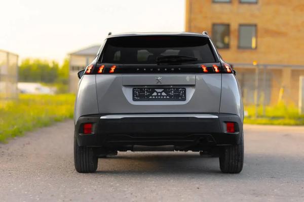 Pelēks Peugeot 2008 2021 Jelgava, ar dzinēja tilpumu 1.20 L un nobraukumu 84 tūkst. km par 9990 €, foto 6 vietnē AUTOMOTO.COM.LV