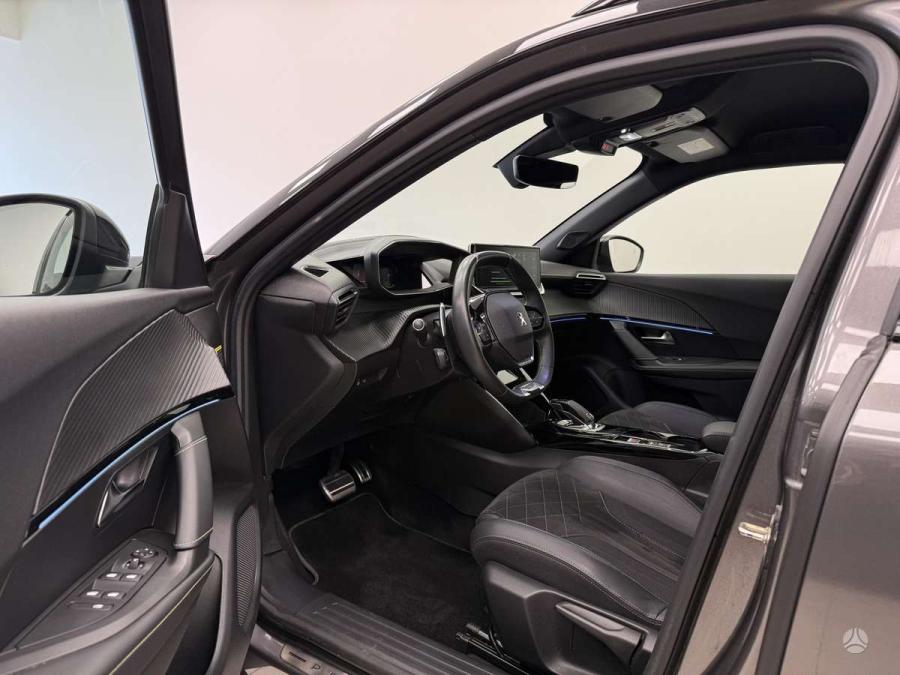 Pelēks Peugeot 2008 2021 Viļņa, ar dzinēja tilpumu 1.20 L un nobraukumu 65 tūkst. km par 16790 €, foto 10 vietnē AUTOMOTO.COM.LV