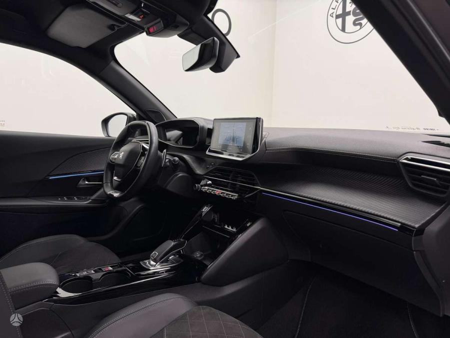 Pelēks Peugeot 2008 2021 Viļņa, ar dzinēja tilpumu 1.20 L un nobraukumu 65 tūkst. km par 16790 €, foto 30 vietnē AUTOMOTO.COM.LV