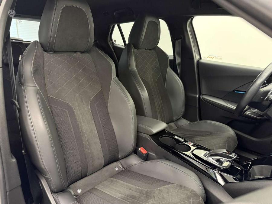 Pelēks Peugeot 2008 2021 Viļņa, ar dzinēja tilpumu 1.20 L un nobraukumu 65 tūkst. km par 16790 €, foto 31 vietnē AUTOMOTO.COM.LV