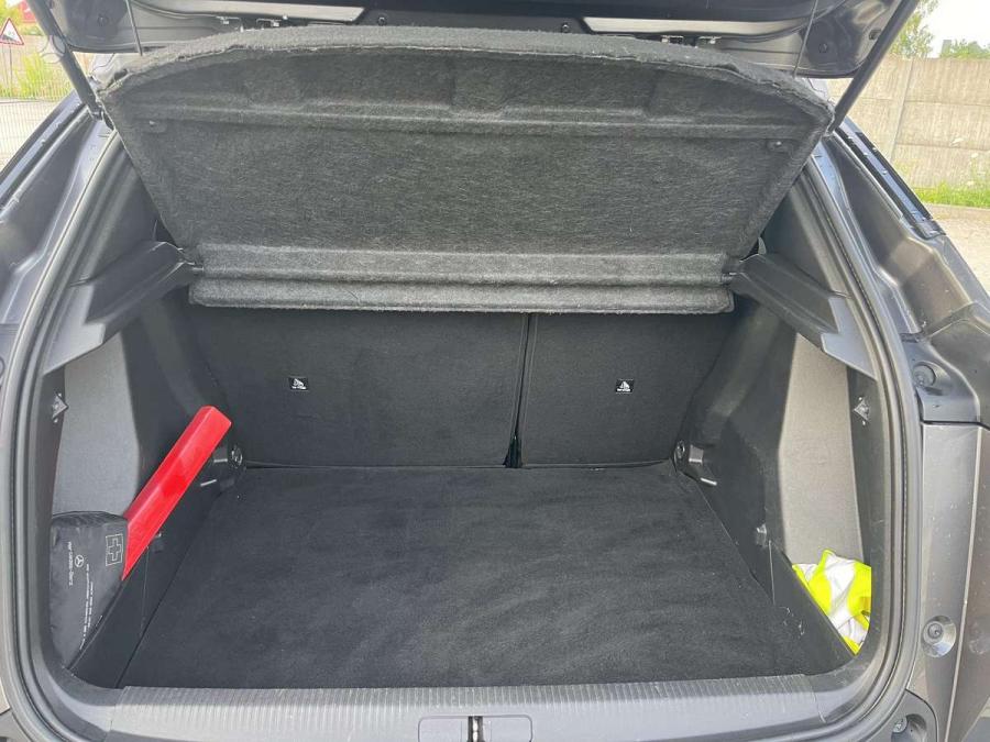 Pelēks Peugeot 2008 2021 Tauragė, ar dzinēja tilpumu 1.50 L un nobraukumu 249 tūkst. km par 10800 €, foto 14 vietnē AUTOMOTO.COM.LV
