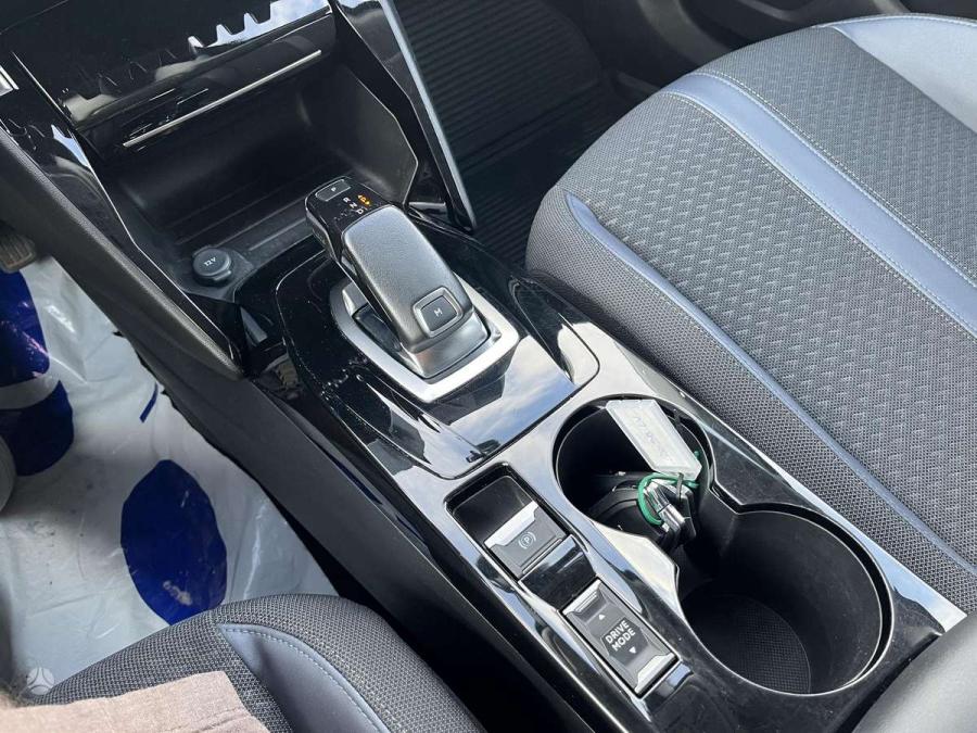 Pelēks Peugeot 2008 2021 Tauragė, ar dzinēja tilpumu 1.50 L un nobraukumu 249 tūkst. km par 10800 €, foto 22 vietnē AUTOMOTO.COM.LV