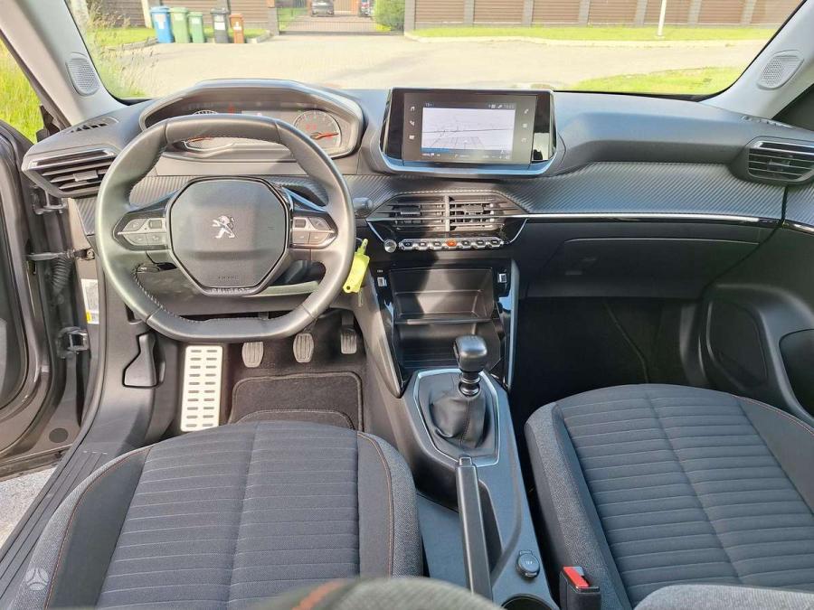 Pelēks Peugeot 2008 2021 Klaipėda, ar dzinēja tilpumu 1.50 L un nobraukumu 199 tūkst. km par 10300 €, foto 17 vietnē AUTOMOTO.COM.LV