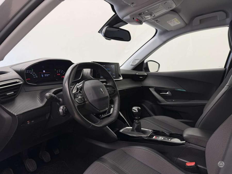Pelēks Peugeot 2008 2021 Viļņa, ar dzinēja tilpumu 1.20 L un nobraukumu 67 tūkst. km par 13390 €, foto 11 vietnē AUTOMOTO.COM.LV