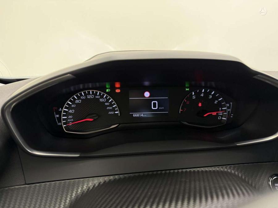 Pelēks Peugeot 2008 2021 Viļņa, ar dzinēja tilpumu 1.20 L un nobraukumu 67 tūkst. km par 13390 €, foto 13 vietnē AUTOMOTO.COM.LV