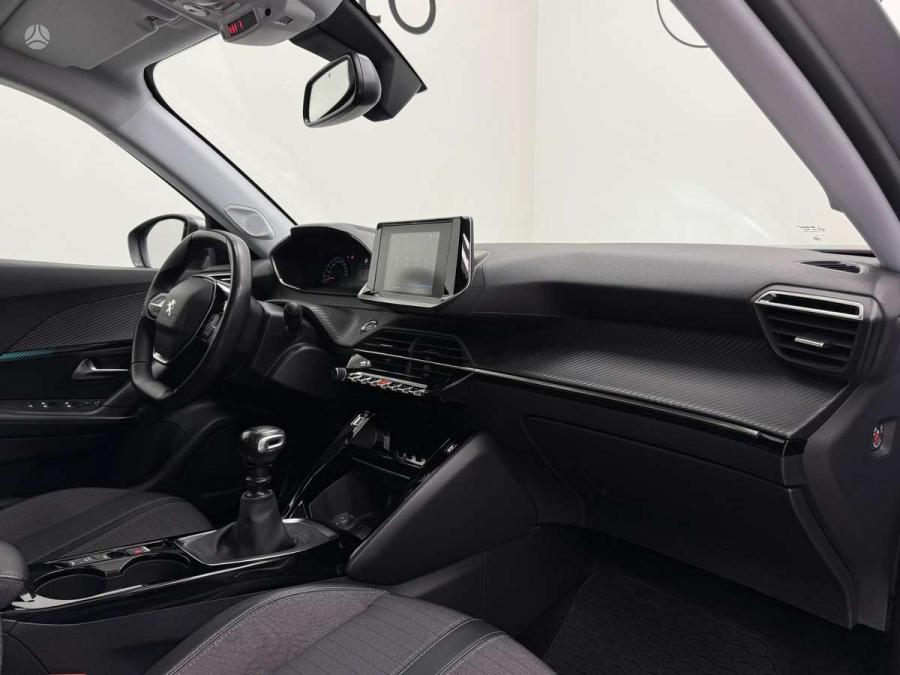 Pelēks Peugeot 2008 2021 Viļņa, ar dzinēja tilpumu 1.20 L un nobraukumu 67 tūkst. km par 13390 €, foto 23 vietnē AUTOMOTO.COM.LV
