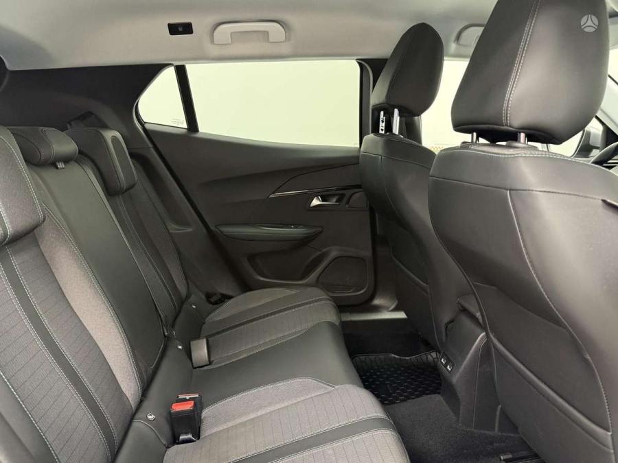 Pelēks Peugeot 2008 2021 Viļņa, ar dzinēja tilpumu 1.20 L un nobraukumu 67 tūkst. km par 13390 €, foto 26 vietnē AUTOMOTO.COM.LV