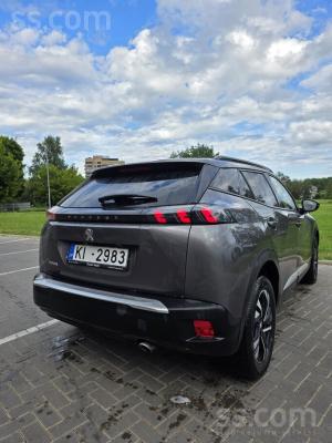 Pelēks Peugeot 2008 2021 Rīga, ar dzinēja tilpumu 1.50 L un nobraukumu 35 tūkst. km par 15600 €, foto  vietnē AUTOMOTO.COM.LV