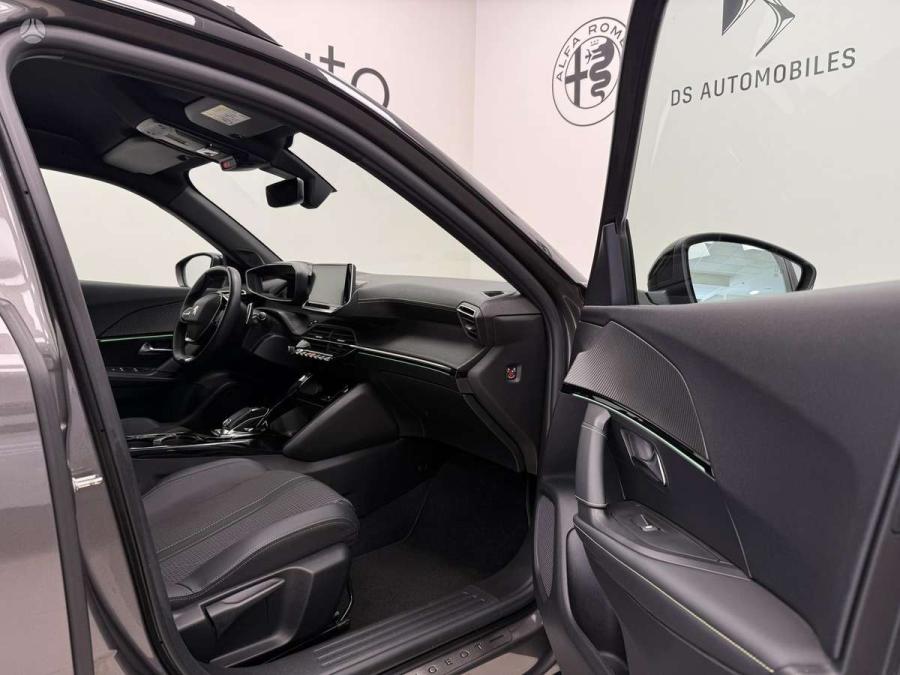 Grey Peugeot 2008 2021 in Vilnius, with an engine capacity of 1.20 L and mileage of 57 thousand km for 16990 €, photo 25 on AUTOMOTO.COM.LV