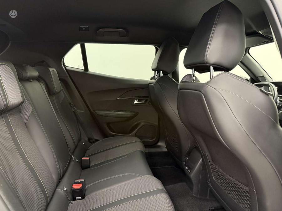 Grey Peugeot 2008 2021 in Vilnius, with an engine capacity of 1.20 L and mileage of 57 thousand km for 16990 €, photo 29 on AUTOMOTO.COM.LV