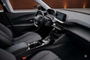 Pelēks Peugeot 2008 2021 Marijampole, ar dzinēja tilpumu 1.50 L un nobraukumu 167 tūkst. km par 14883 €, foto 10 vietnē AUTOMOTO.COM.LV