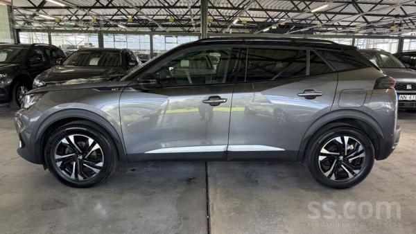 Grey Peugeot 2008 2021 in Riga, with an engine capacity of 1.20 L and mileage of 52 thousand km for 16500 €, photo 3 on AUTOMOTO.COM.LV