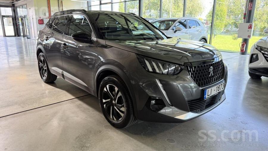 Grey Peugeot 2008 2021 in Riga, with an engine capacity of 1.20 L and mileage of 52 thousand km for 16500 €, photo 8 on AUTOMOTO.COM.LV
