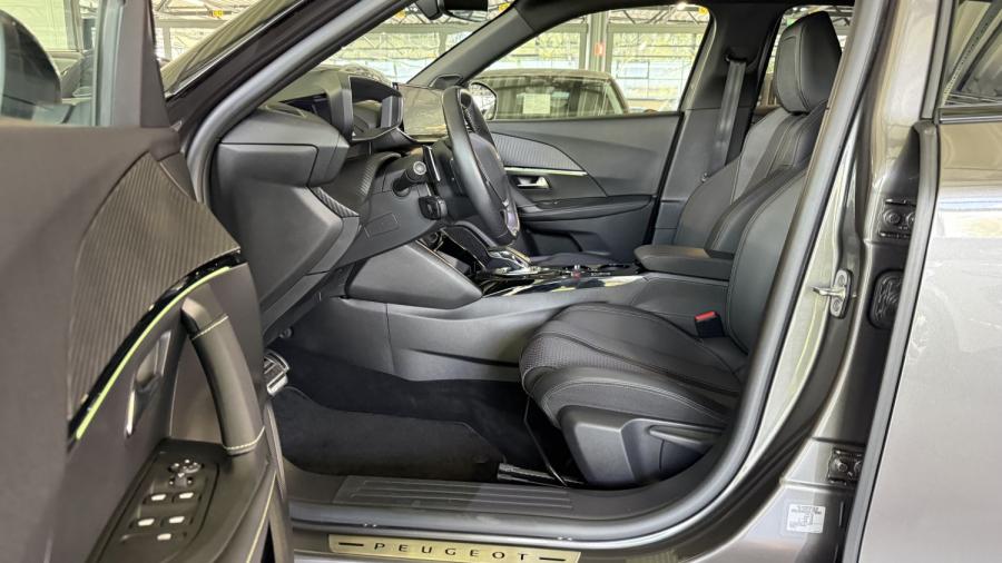 Pelēks Peugeot 2008 2021 Rīga, ar dzinēja tilpumu 1.20 L un nobraukumu 52 tūkst. km par 16500 €, foto 23 vietnē AUTOMOTO.COM.LV