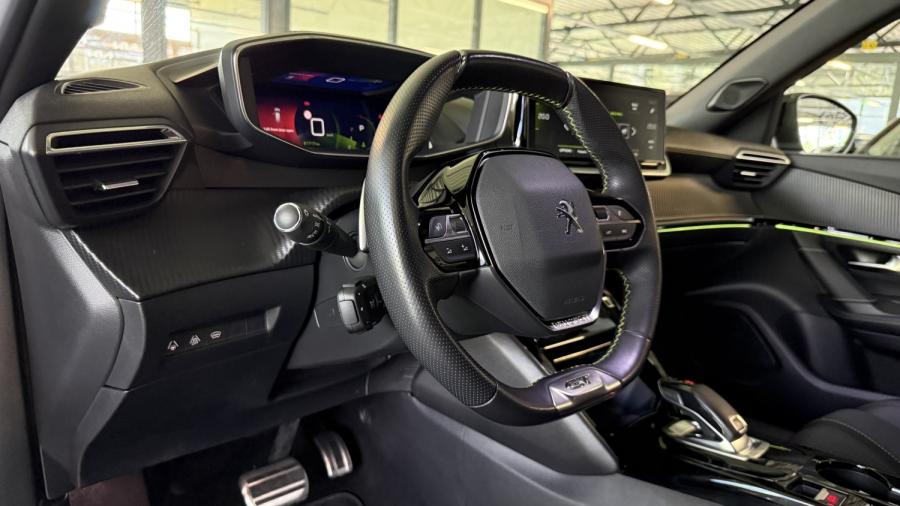 Pelēks Peugeot 2008 2021 Rīga, ar dzinēja tilpumu 1.20 L un nobraukumu 52 tūkst. km par 16500 €, foto 36 vietnē AUTOMOTO.COM.LV