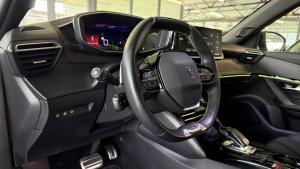 Pelēks Peugeot 2008 2021 Rīga, ar dzinēja tilpumu 1.20 L un nobraukumu 52 tūkst. km par 16500 €, foto 37 vietnē AUTOMOTO.COM.LV