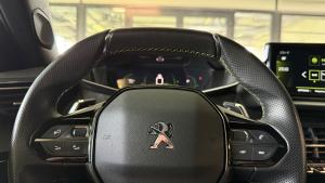 Pelēks Peugeot 2008 2021 Rīga, ar dzinēja tilpumu 1.20 L un nobraukumu 52 tūkst. km par 16500 €, foto 38 vietnē AUTOMOTO.COM.LV
