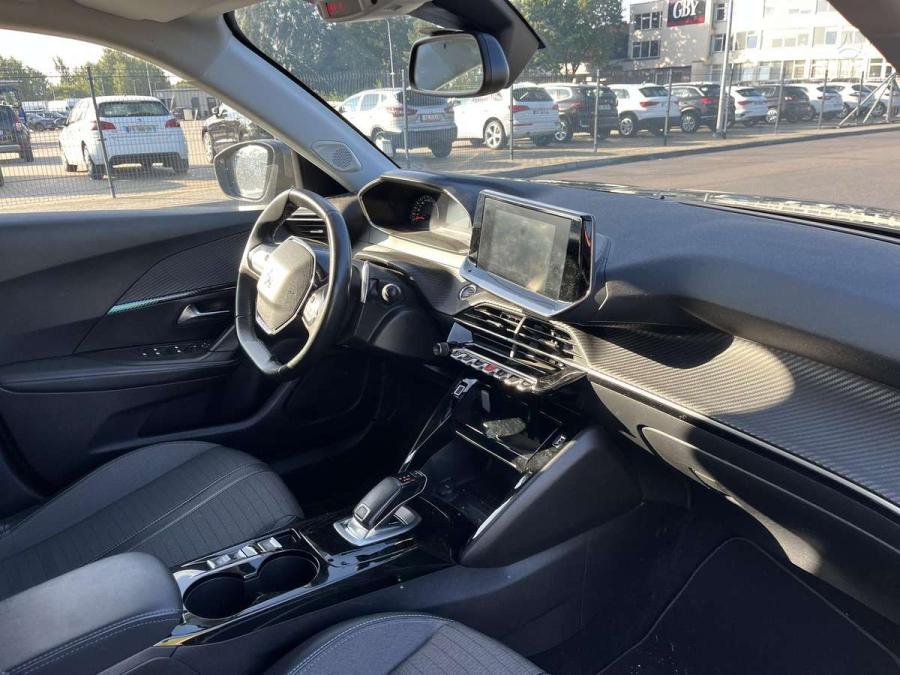 Grey Peugeot 2008 2021 in Taurage, with an engine capacity of 1.50 L and mileage of 112 thousand km for 12200 €, photo 10 on AUTOMOTO.COM.LV