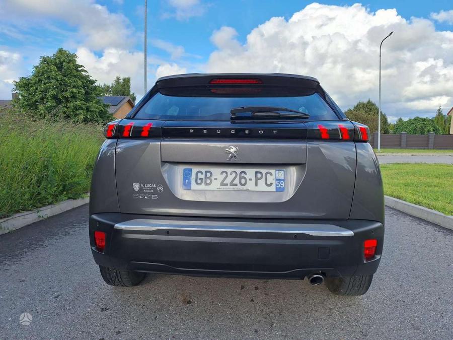 Grey Peugeot 2008 2021 in Klaipeda, with an engine capacity of 1.50 L and mileage of 199 thousand km for 9890 €, photo 13 on AUTOMOTO.COM.LV