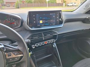 Grey Peugeot 2008 2021 in Klaipeda, with an engine capacity of 1.50 L and mileage of 199 thousand km for 9890 €, photo 24 on AUTOMOTO.COM.LV