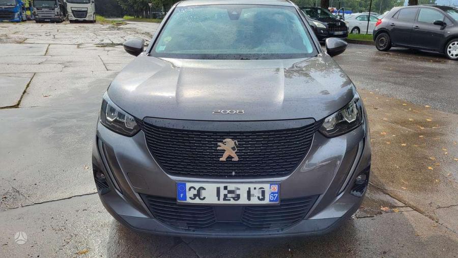 Pelēks Peugeot 2008 2021 Tauragė, ar dzinēja tilpumu 1.50 L un nobraukumu 190 tūkst. km par 7900 €, foto 1 vietnē AUTOMOTO.COM.LV