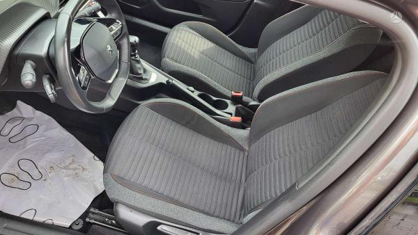 Grey Peugeot 2008 2021 in Taurage, with an engine capacity of 1.50 L and mileage of 190 thousand km for 7900 €, photo 10 on AUTOMOTO.COM.LV