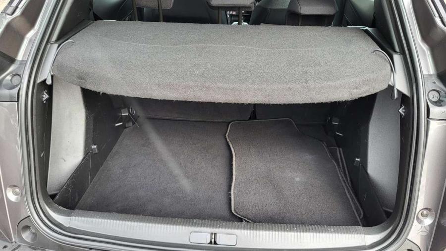 Pelēks Peugeot 2008 2021 Tauragė, ar dzinēja tilpumu 1.50 L un nobraukumu 190 tūkst. km par 7900 €, foto 12 vietnē AUTOMOTO.COM.LV
