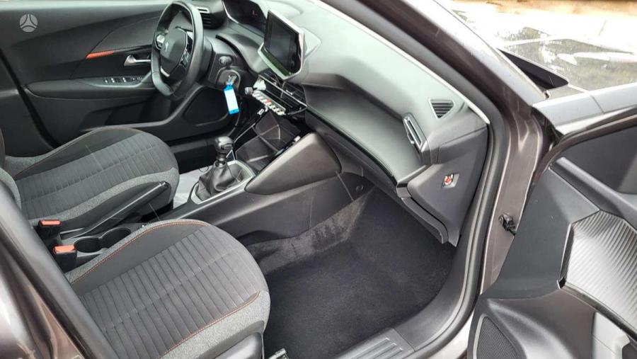 Pelēks Peugeot 2008 2021 Tauragė, ar dzinēja tilpumu 1.50 L un nobraukumu 190 tūkst. km par 7900 €, foto 14 vietnē AUTOMOTO.COM.LV