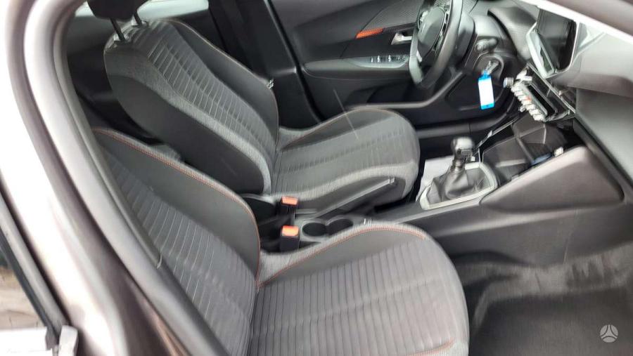 Pelēks Peugeot 2008 2021 Tauragė, ar dzinēja tilpumu 1.50 L un nobraukumu 190 tūkst. km par 7900 €, foto 15 vietnē AUTOMOTO.COM.LV