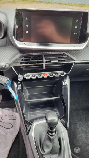 Pelēks Peugeot 2008 2021 Tauragė, ar dzinēja tilpumu 1.50 L un nobraukumu 190 tūkst. km par 7900 €, foto 17 vietnē AUTOMOTO.COM.LV