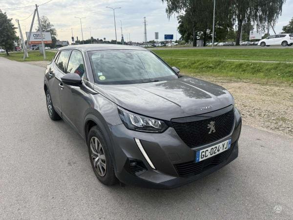 Grey Peugeot 2008 2021 in Taurage, with an engine capacity of 1.50 L and mileage of 190 thousand km for 7400 €, photo 4 on AUTOMOTO.COM.LV